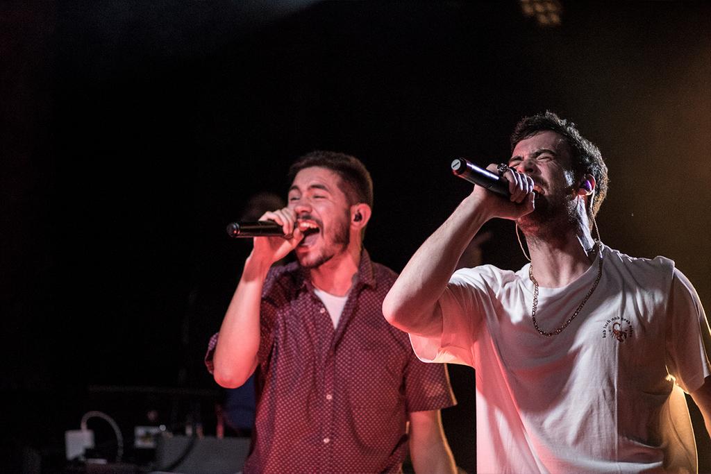 Lora nos presenta nuevo single "Blow"