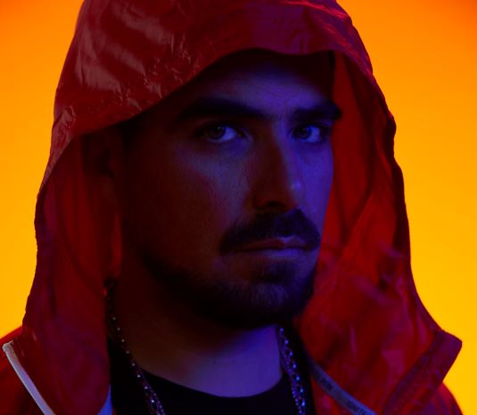 C-Funk da un paso adelante como solista y muestra su lado más pop con ...