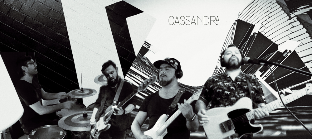 Cassandra vuelve a la carga y sorprende con doble lanzamiento