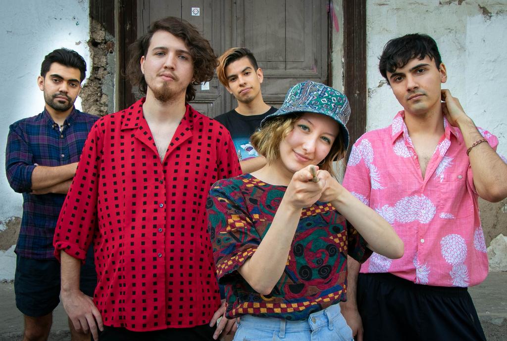 Pasaje Submarino estrena cover a Aparato Raro: Calibraciones