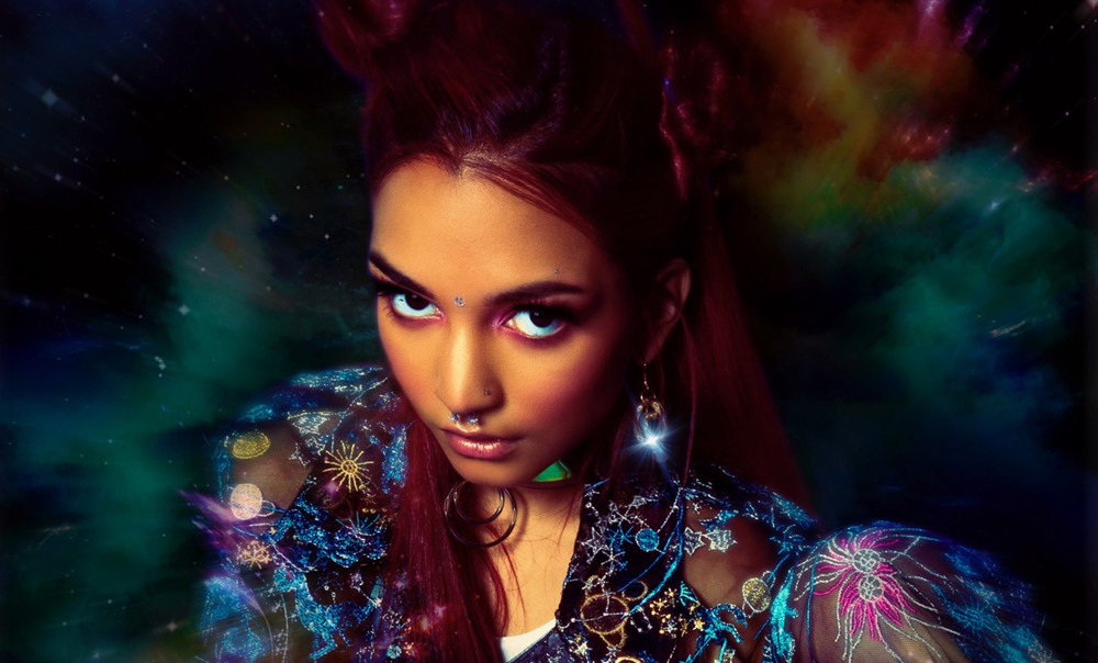 La cantautora Ambar Lucid nos lleva en una aventura en el video de "Un ...