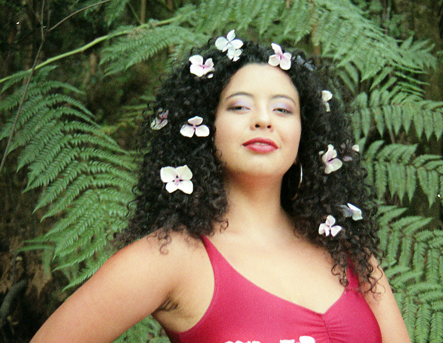 Ania Ivania presenta su nuevo disco: "1000Kaos"