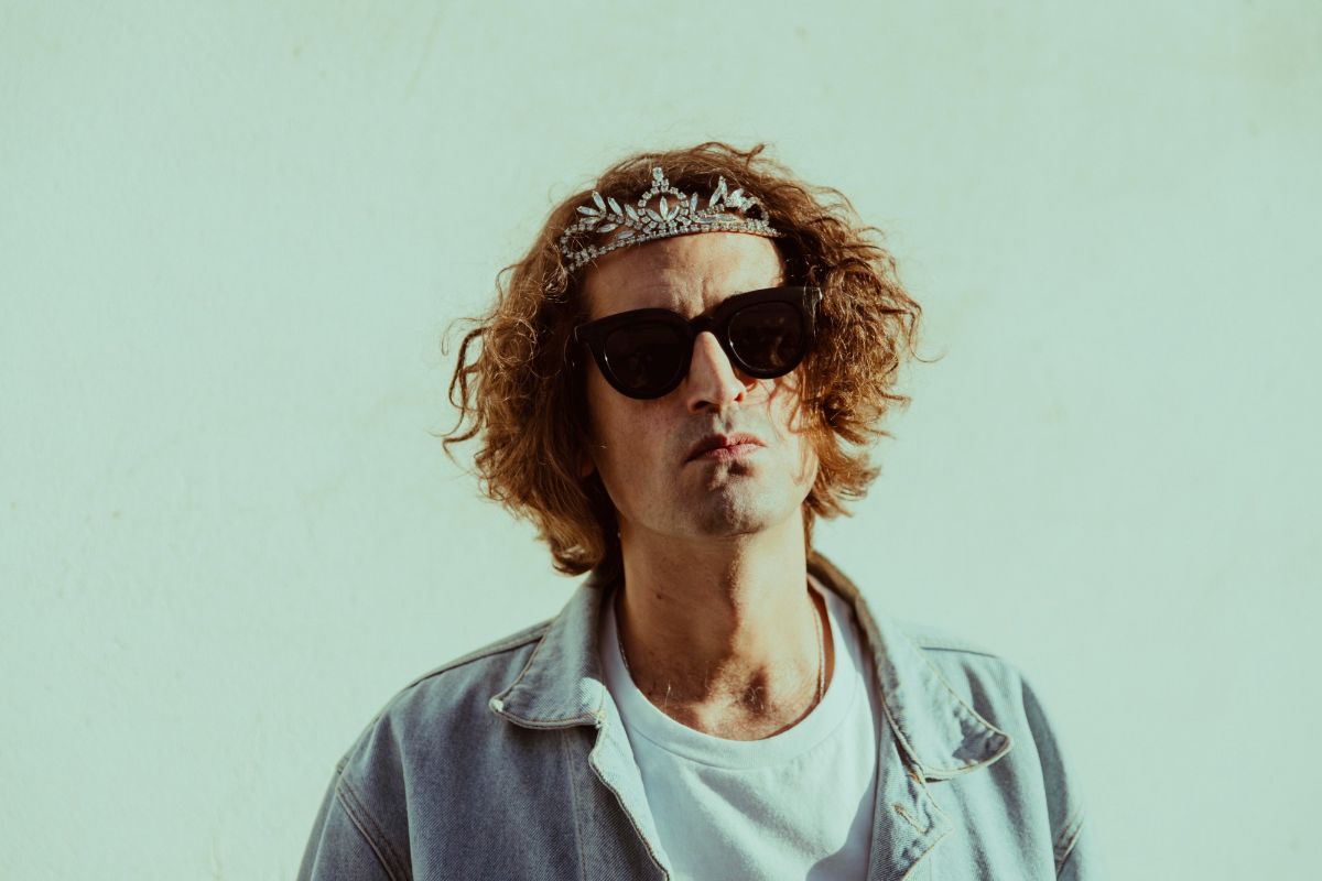 El nuevo HIT de XEBI SF se llama "La Guerra Pop"