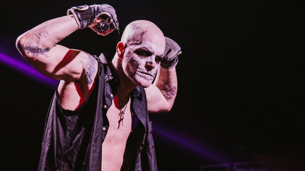 Por éxito de ventas Michale Graves suma dos nuevos conciertos en Chile