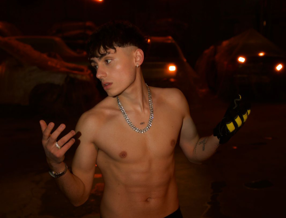 “Asiento pa tras”: El esperado nuevo estreno de Benja Valencia