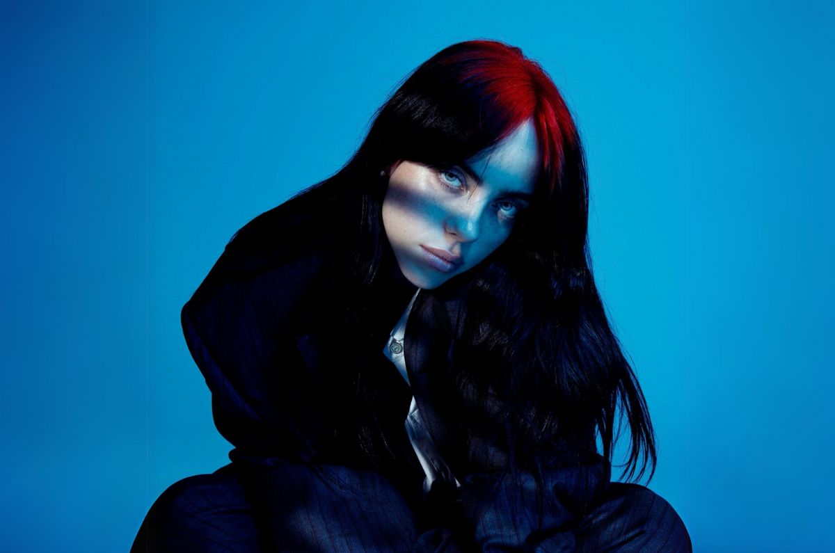 Billie Eilish Hit Me Hard and Soft: "Reflexiones Azules"