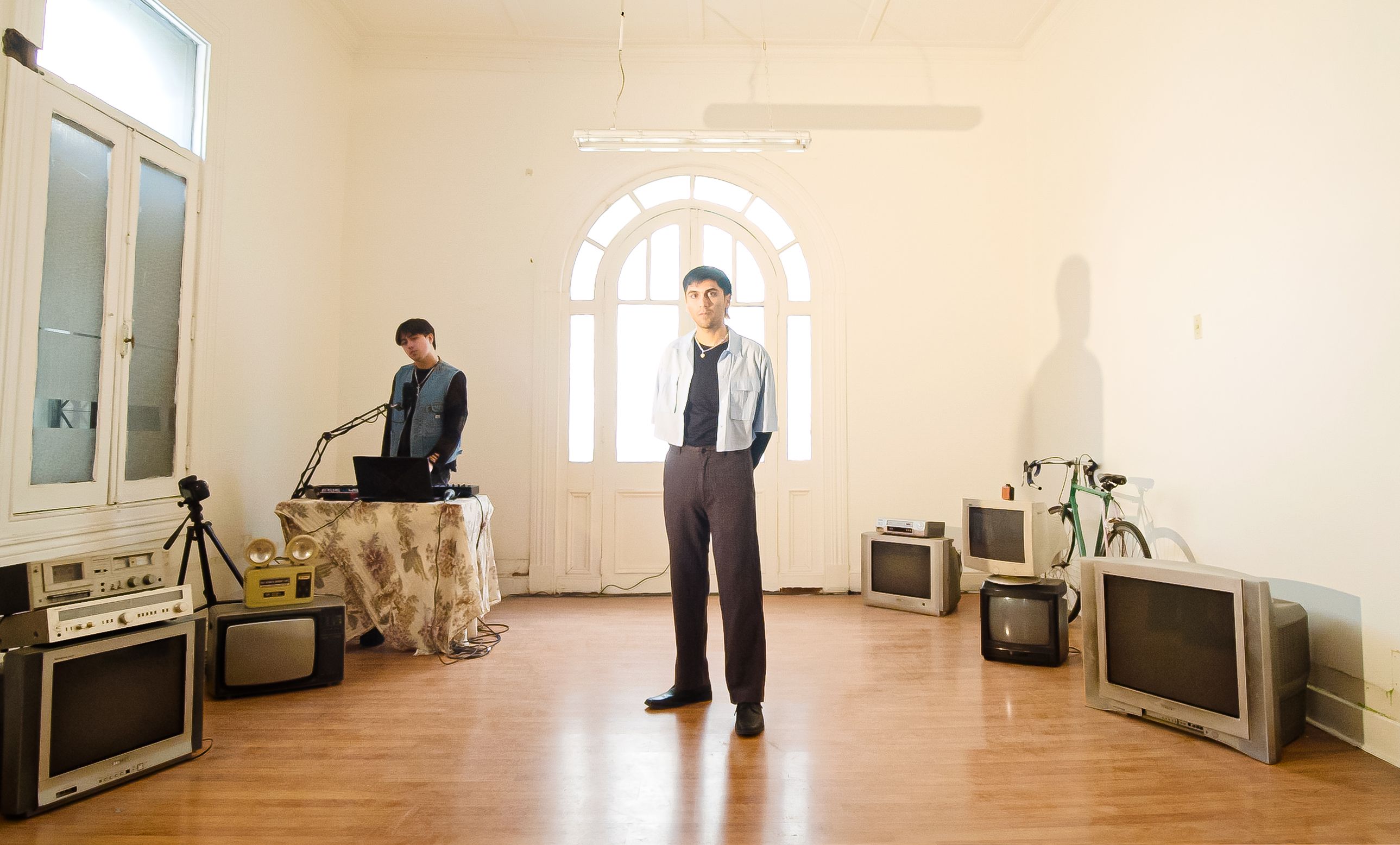 Toy Pipes regresa a los escenarios con su nuevo single “Silueta”