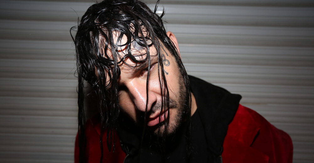 Descubre el dark pop de Blue Rojo con “Satanás”, su nuevo sencillo