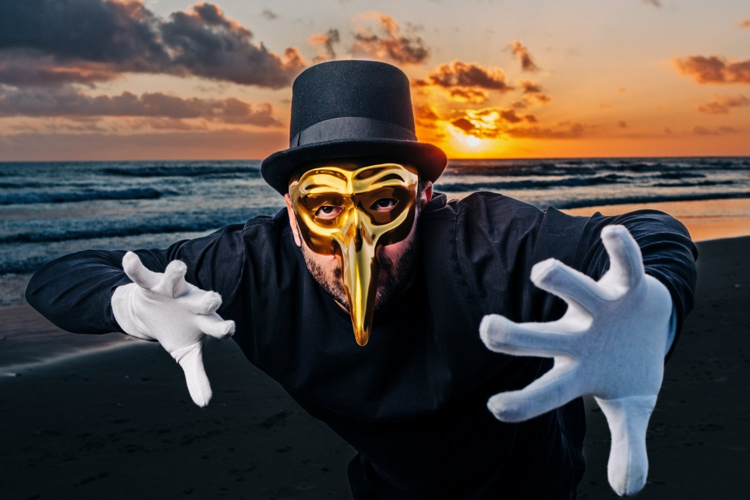 Claptone vuelve a Chile con su concepto “The Masquerade”para dar fiesta ...